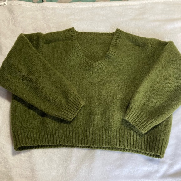Sweaters | Vintage Wool Army Green Sweater Size Sm | Poshmark